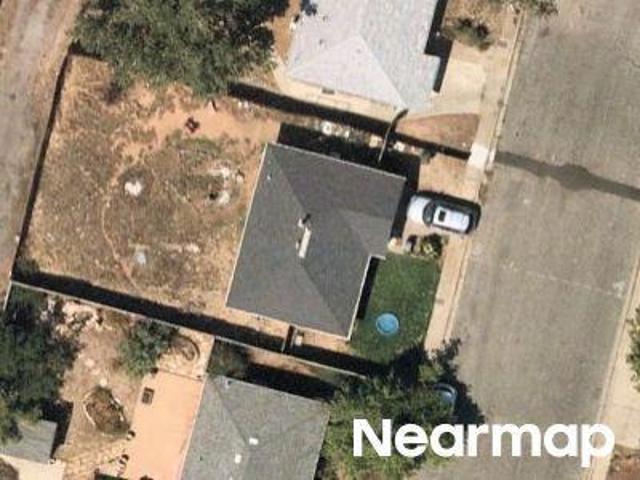 Siskiyou St