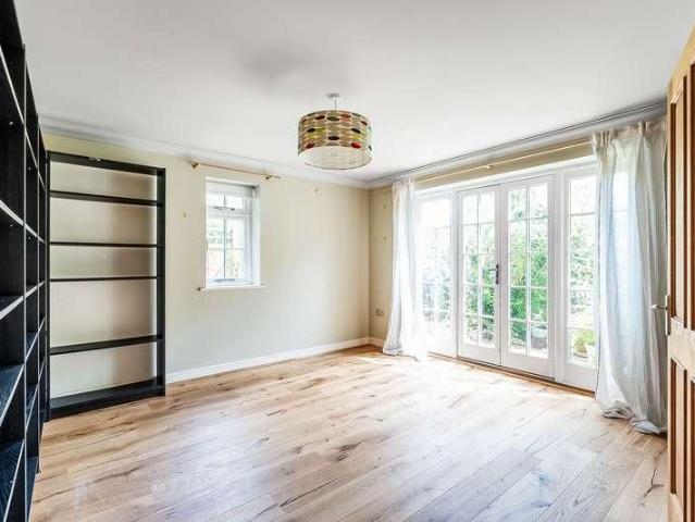 Sissinghurst Road, Sissinghurst, TN17