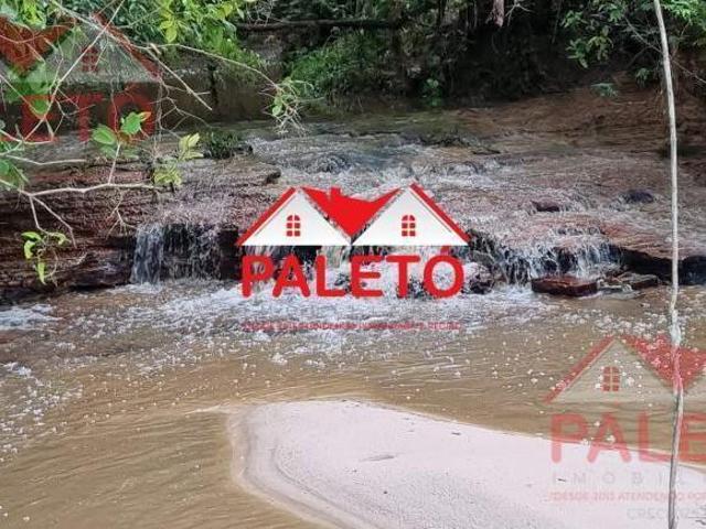 Sítio 9,6 alqueires rico em água a venda na cidade de Porangaba interior de SP, ideal para criação d