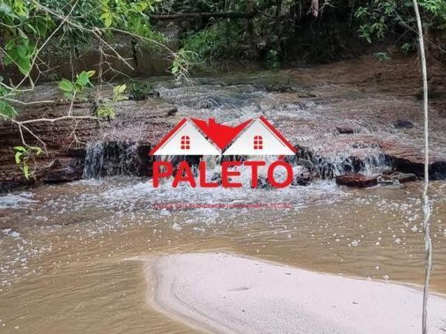 Sítio 9,6 alqueires rico em água a venda na cidade de Porangaba interior de SP, ideal para criação d