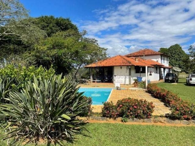 Sitio 170.000 m2 17 hectares, linda Casa sede, muita água e muito verde em Rio Novo MG à venda