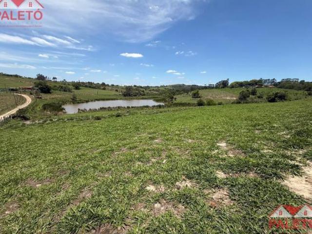 Sítio 20700 m² com linda represa a venda na cidade de Porangaba interior de SP