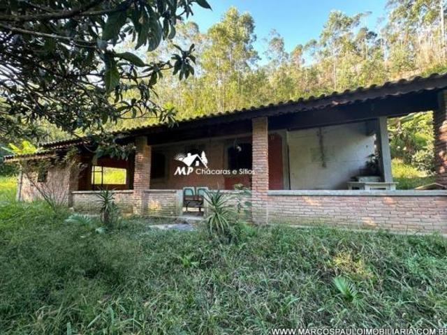 SÍTIO 20.000 M² COM MUITA ÁGUA EM MEIO A NATUREZA