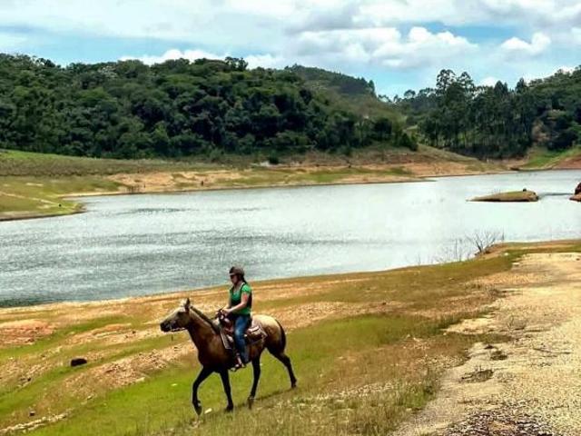 Sítio para venda em Centro, Paraibuna