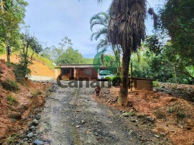 Sítio 2 alqueires Rodovia Cananéia / Pariquera Açu, frente para o asfalto