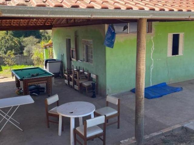 SÍTIO 2.000m² C/ PISCINA AQUECIDA, POMAR E FOGÃO À LENHA À VENDA EM PIRACEMA/MG