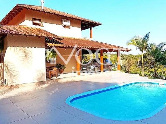 Sitio 3400 m² completo com Casa de Alvenaria, 4 Dormitórios com suíte – Acabamento Impecável em Mad