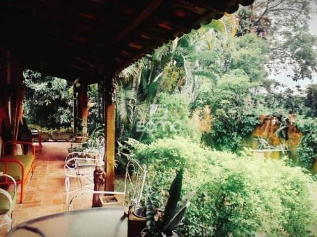 Sítio 3 quartos, suíte e Piscina