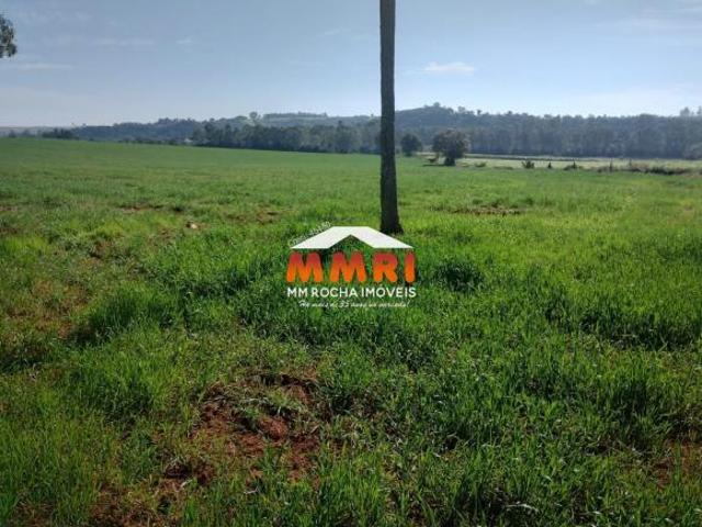 Sitio á venda na zona rural de Capela do Alto/SP