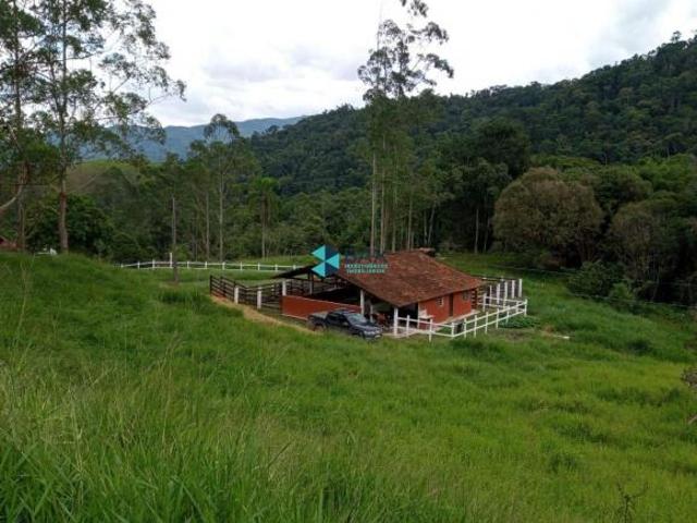 Sítio à venda no bairro Vila Unidos São José dos Campos/SP