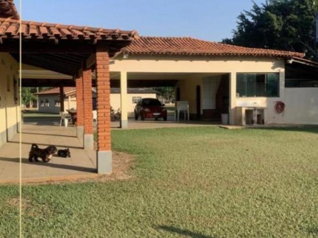 Sítio à venda no Centro de Quadra SP: 6 quartos, 2 salas, 2 banheiros, 4 vagas de garagem, 169.400m²