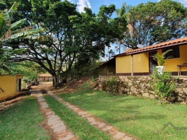 Sítio à venda no Colina dos Pinheiros em Valinhos/SP
