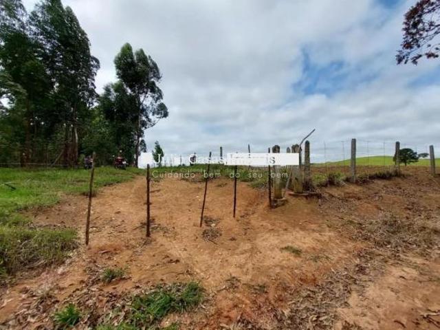 Sítio a venda com 70 alqueires