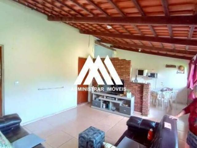Sítio á venda com 03 quartos sendo 01 suíte, terreno de 1000m² em Igarapé MG!
