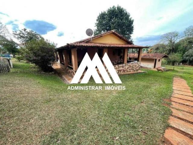 Sítio à venda com 03 quartos, terreno de 7.312m² em Igarapé MG!