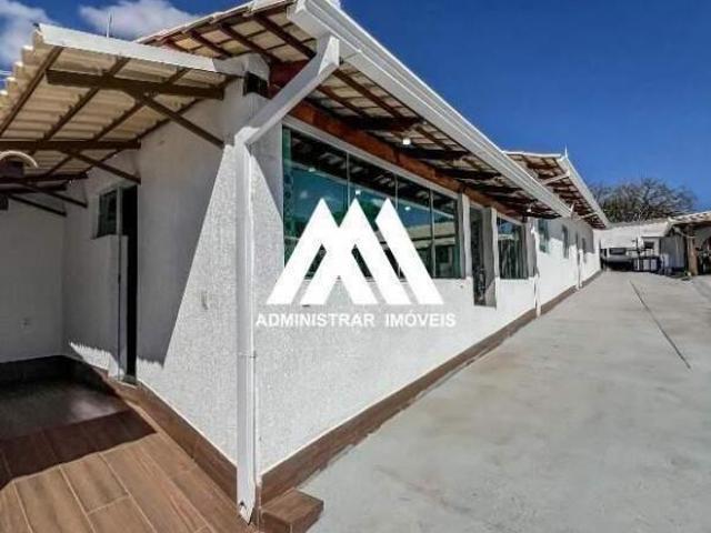 Sítio á venda com 02 casas, sendo ótima localização em Igarapé MG!