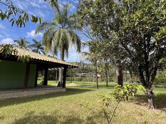 Sítio á venda Condominio Ipê Amarelo plano com riacho no fundo