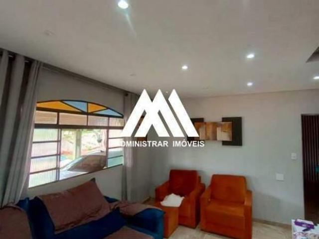 Sítio á venda de 2520m², 04 quartos sendo 01 suíte em São Joaquim de Bicas MG!