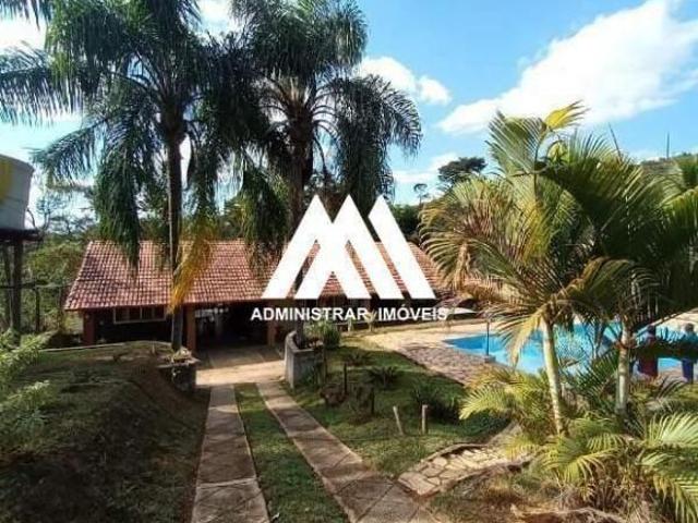 Sítio a venda de 3600m² com piscina, campo de futebol e lagoa São Joaquim de Bicas MG!
