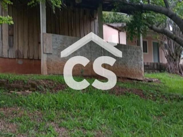 Sítio à Venda em Marília SP, Bairro Marília: Conforto e Natureza!