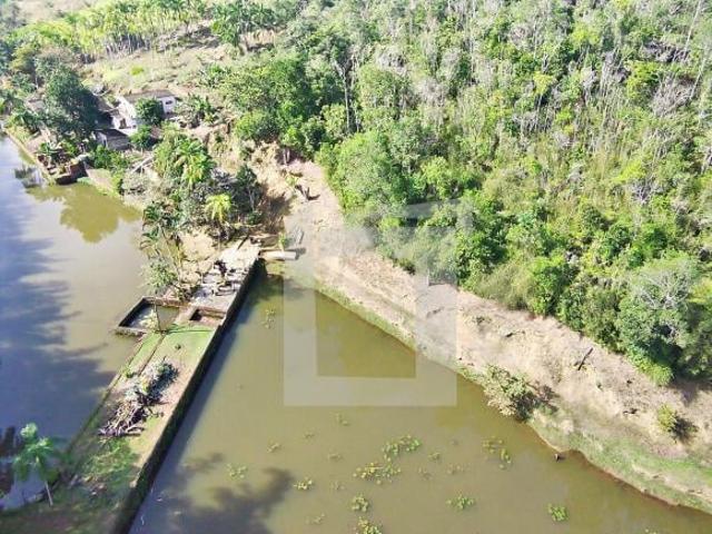 Sítio à Venda em Miracatu SP com 30.000 m2, piscina, 3 lagos e riacho!