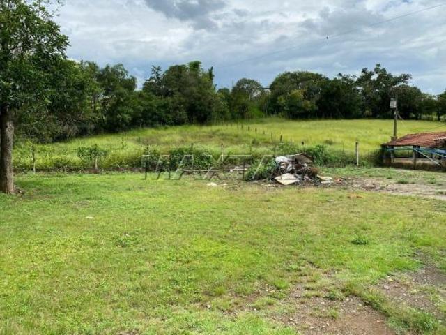 Sitio à venda em Bragança Paulista com casas, lagos, piscina fica em Estiva do Agudo com 30.000 m²