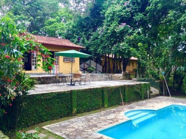 Sítio à Venda em Cotia com 3.200m2 por R$550.000,00
