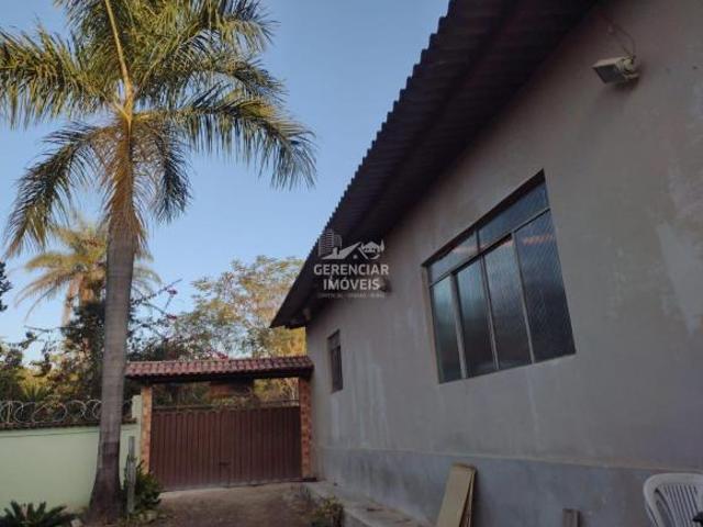 Sítio á venda em Esmeralda/MG com 1.500m², piscina e área de lazer completa