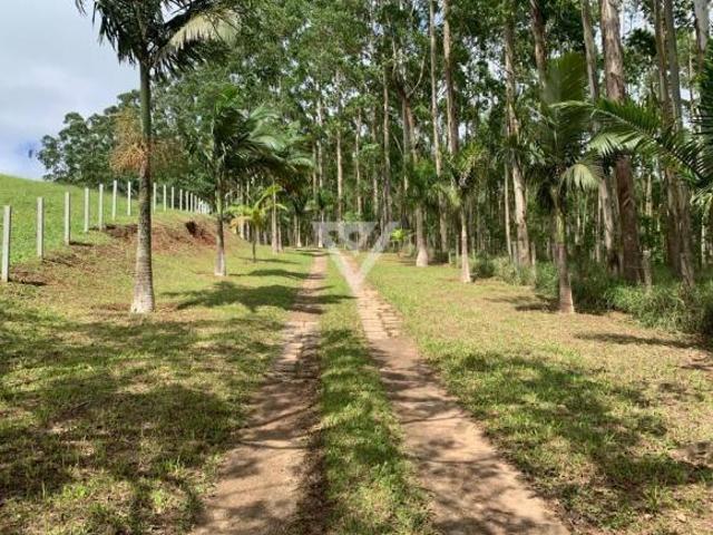 Sítio à venda em Igaratá!