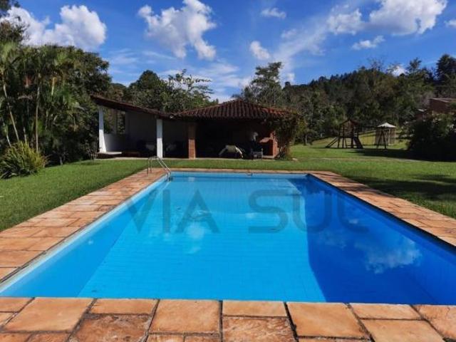 Sitio à venda em Juquitiba
