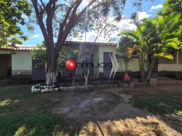 Sítio à venda em Lagoa Santa MG, Zona Rural: 3 quartos, 1 suíte, 1 sala, 2 banheiros, 10 vagas, 20.0