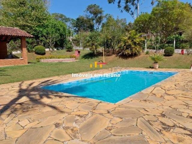 Sítio à Venda em São Roque com 4.000 m² Próximo à Estrada do Vinho