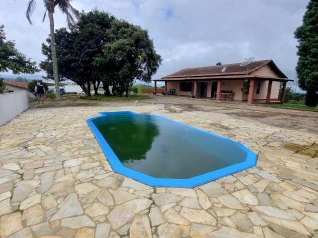 Sítio à Venda em Senador Amaral/MG – 07 Alqueires com Represa e Estrutura Completa