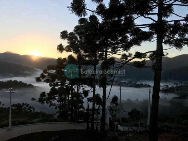 Sitio a venda Vista 360° com duas casas e privacidade tota