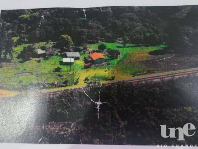 Sítio à venda, 140000 m² por R$ 320.000,00 Trevo Piratini/RS