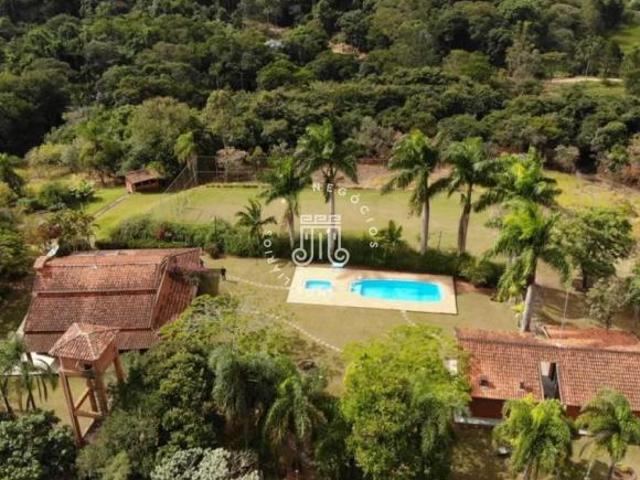 SÍTIO À VENDA 120.000M² DE ÁREA, SENDO 03 SÚITES NA CASA PRINCIPAL MARACANÃ JARINU SP