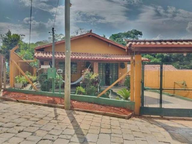 Sítio a Venda 1,734 m² de conforto e natureza no Bairro Boa Vista