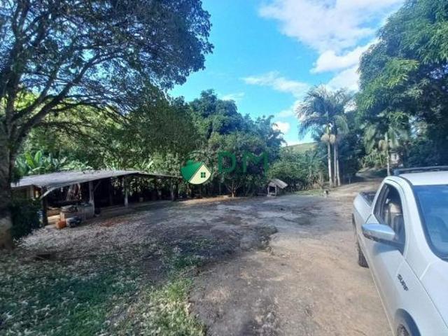 Sítio à venda, 2 quartos, 1 vaga, Manoel Gomes Cajati/SP
