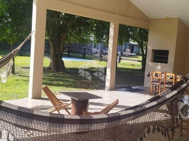 Sítio à venda 3.000m2, com casa mobiliada, 3 dormitórios, sendo 1 suíte e demais dependências em Gua