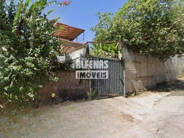 Sítio à venda 3 quartos no Bairro SOLAR DO MADEIRA