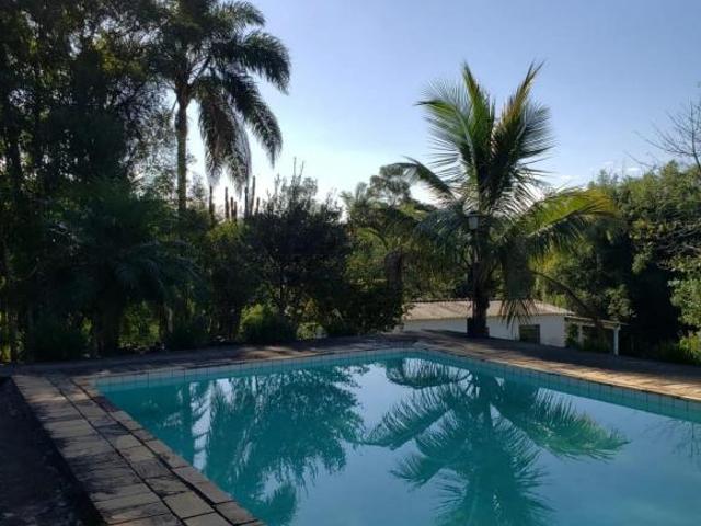 Sítio Bairro dos Freitas 6 Dormitórios 72.600m²