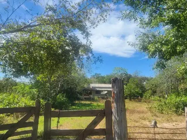 Sítio / Chácara para Locação em Acorizal/MT Zona Rural 2 Quartos