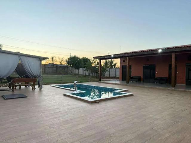Sítio / Chácara para Locação em Anhembi/SP Zona Rural 4 Quartos