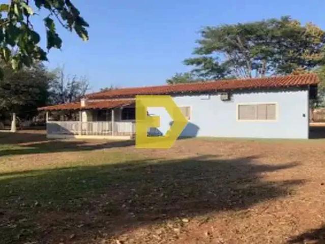 Sítio / Chácara para Locação em Araçatuba/SP Chácaras Arco Íris 3 Quartos