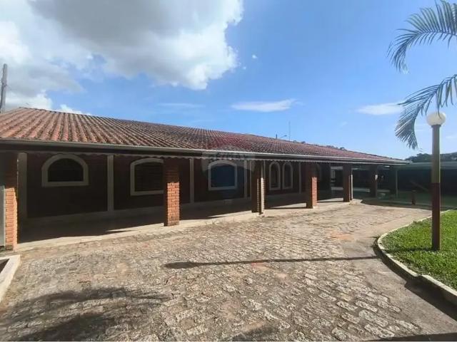 Sítio / Chácara para Locação em Botucatu/SP Chácara Recreio Vista Alegre 3 Quartos