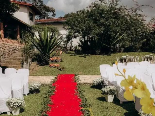 Sítio / Chácara para Locação em Itapecerica da Serra/SP Lagoa 7 Quartos