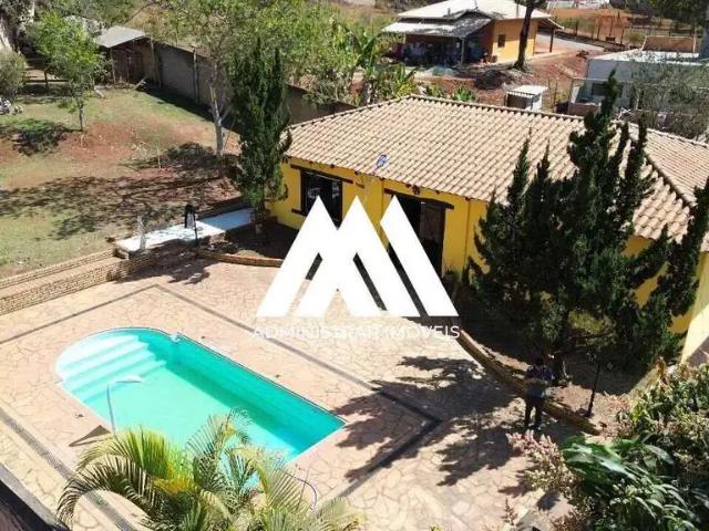 Sítio / Chácara para Locação em Itatiaiuçu/MG Pinheiros 3 Quartos