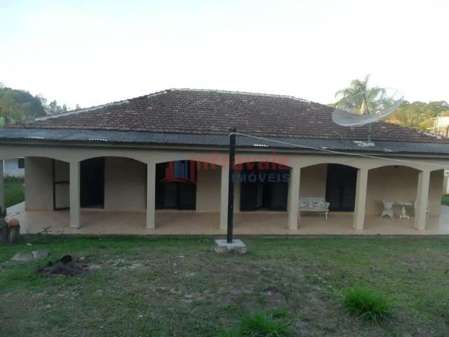 Sítio / Chácara para Locação em Jacareí/SP Condomínio Lagoinha 3 Quartos