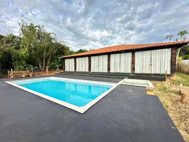 Sítio / Chácara para Locação em Londrina/PR Limoeiro