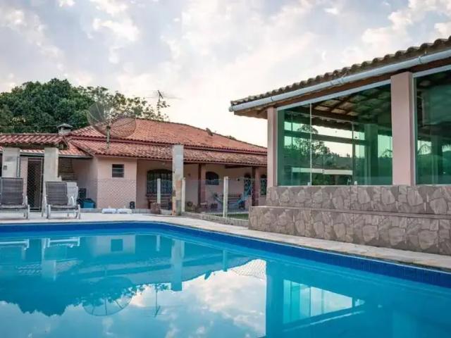 Sítio / Chácara para Locação em São Roque/SP Saboó 6 Quartos